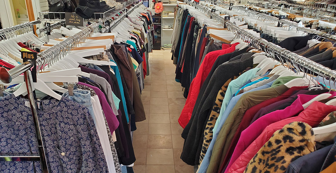 Racks web | Fetch Thrift Shop